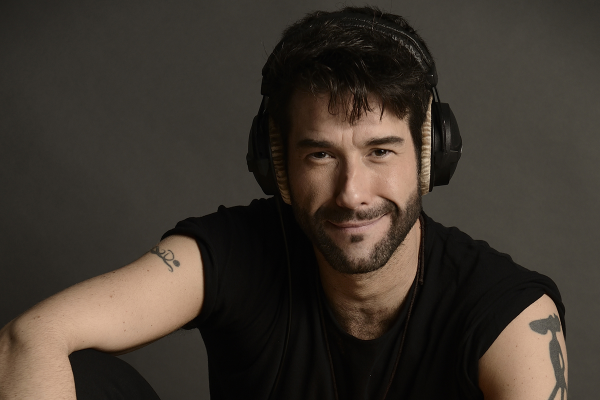 DANIEL DEL SARTO COM PROJETO LIVE NO MILANO CLUB